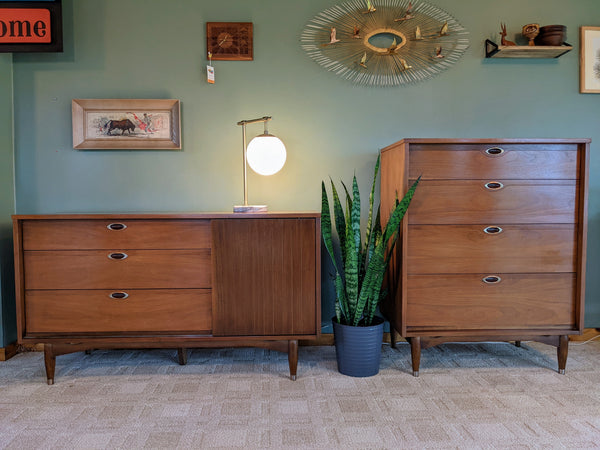 Mid century modern dresser near me store